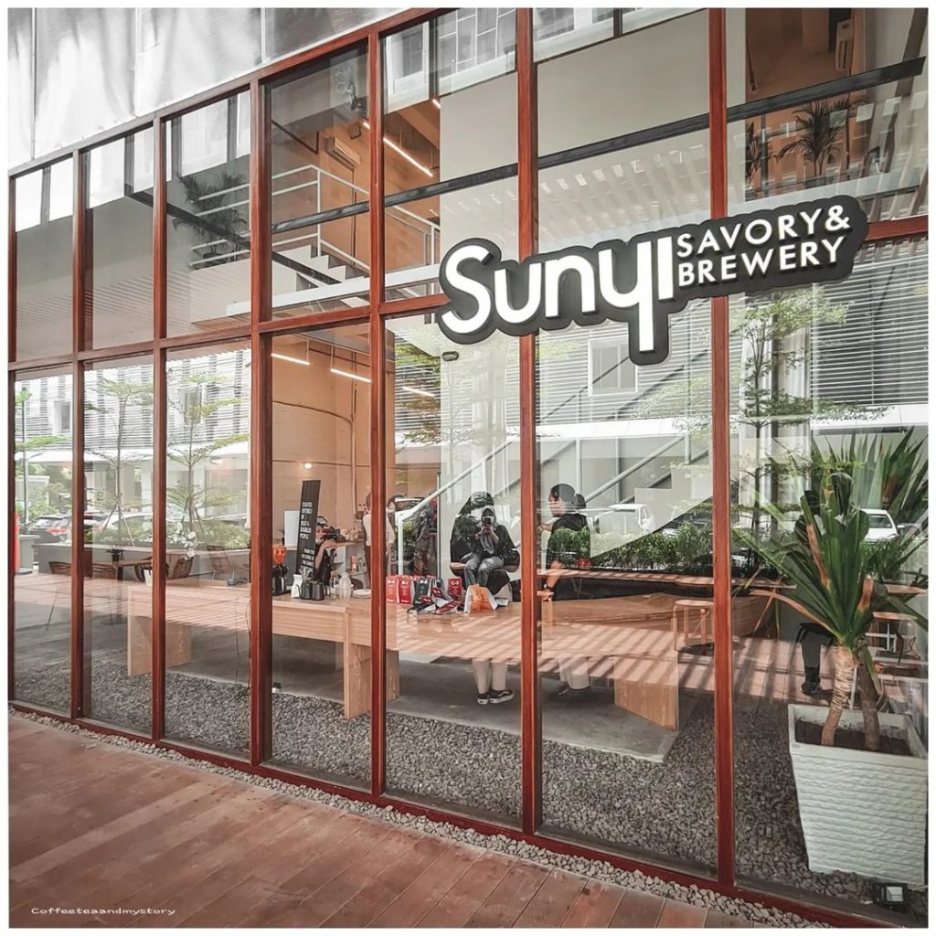 Sunyi Coffee, Satu-satunya Kafe dengan Barista Tuna Rungu - Minews ID